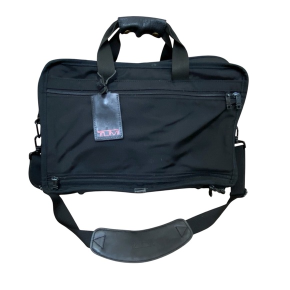 Tumi | Bags | Vintage Tumi Expandable Laptop Travel Case | Poshmark